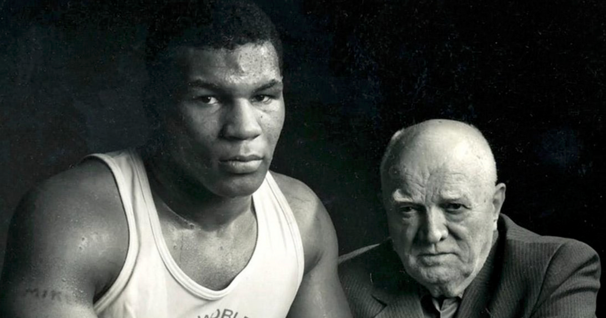 Bruce Willis gaat de legendarische trainer van Mike Tyson spelen in ...