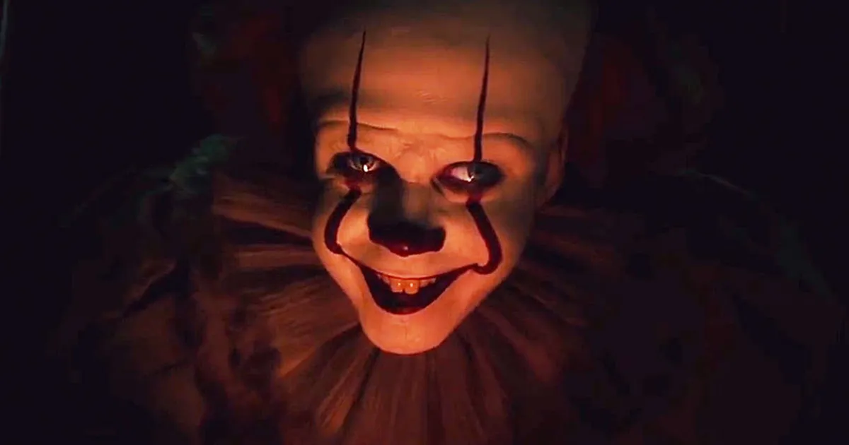 De engste clown is terug om je de stuipen op het lijf te jagen: 'IT ...