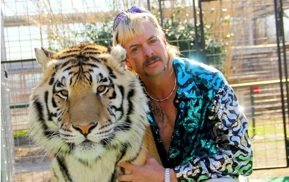 Joe Exotic for president! Alleen zijn er nog wat beren op de weg