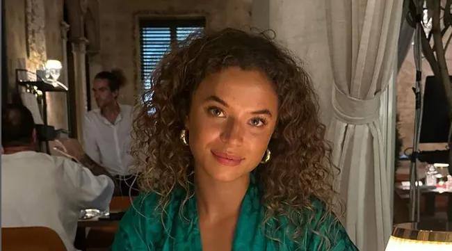 Dit zijn de allerleukste WAG's die dit jaar in de FHM500 staan