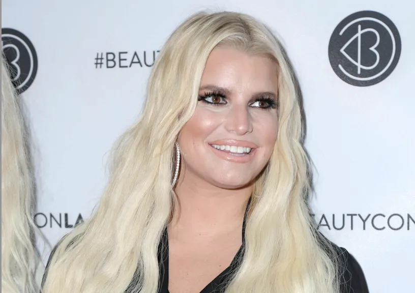 Jessica Simpsons bizarre zangtip: slangensperma drinken voor een gouden ...