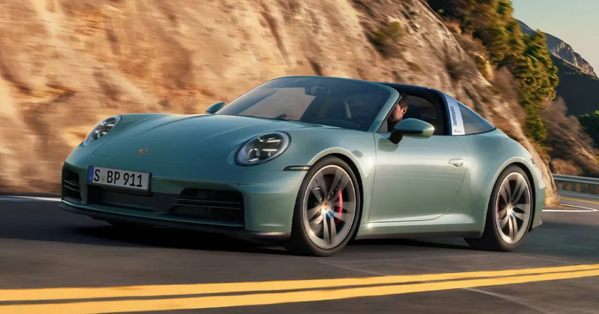 Porsche knalt drie nieuwe AWD-beesten de wereld in: Carrera 4S Coupé ...