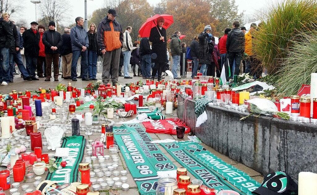 La photo foot du jour : L’hommage à Robert Enke