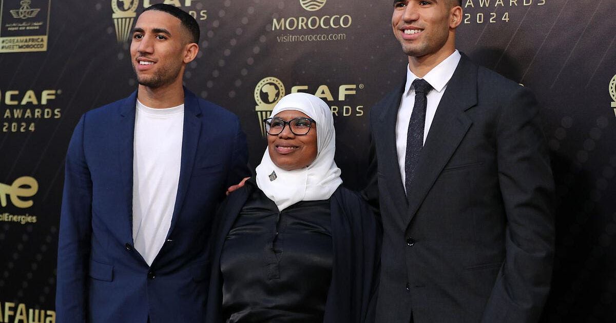 Archaf Hakimi appelle sa mère en urgence, le débriefing de gala