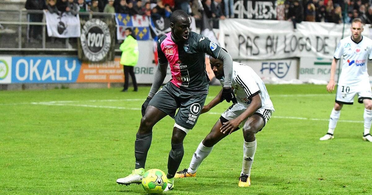 OL : Le coup incroyable que tente le PSG pour Ferland Mendy