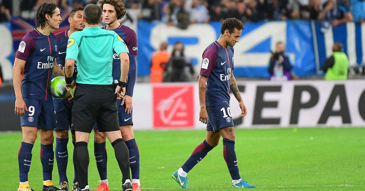 PSG : Pascal Praud crache son fiel sur Mbappé et Neymar