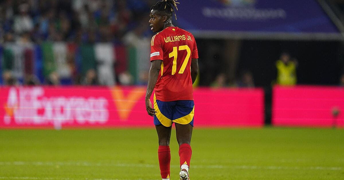 Nico Williams poussé au PSG par Nike