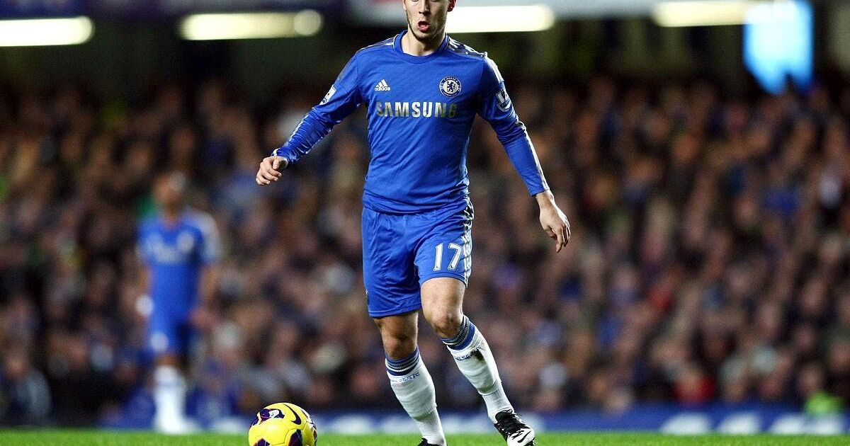 Swansea sort Chelsea, et Hazard frappe un ramasseur de balle