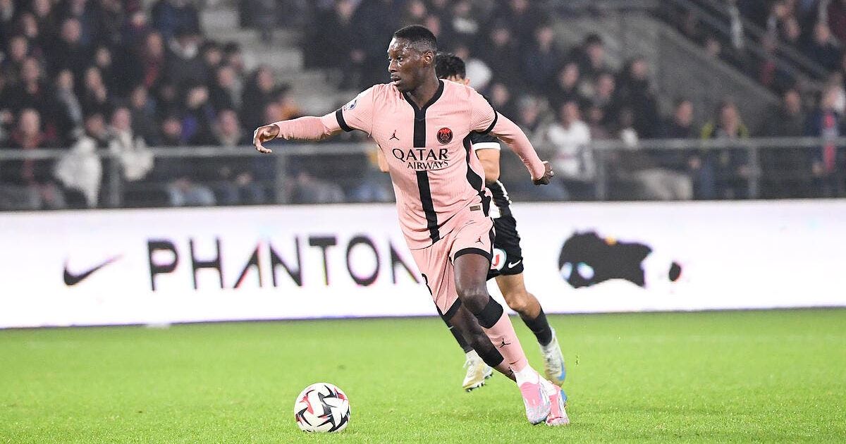 Une recrue XXL en attaque, le PSG reçoit un ordre