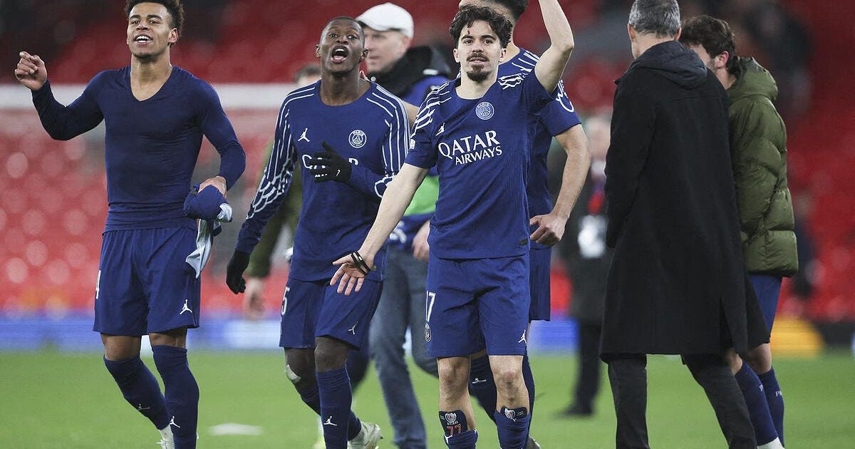 Le PSG irrésistible, les footix se régalent