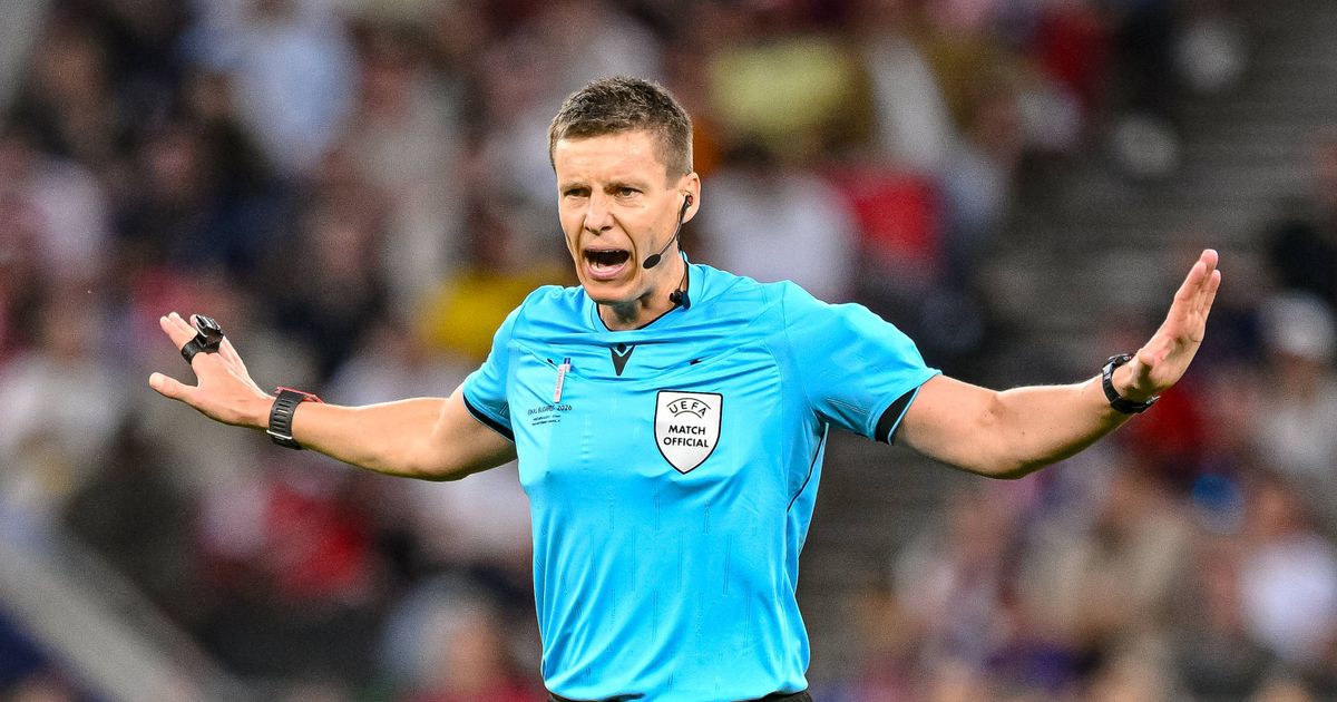 PSG : Grégory Schneider disjoncte et attaque un journaliste