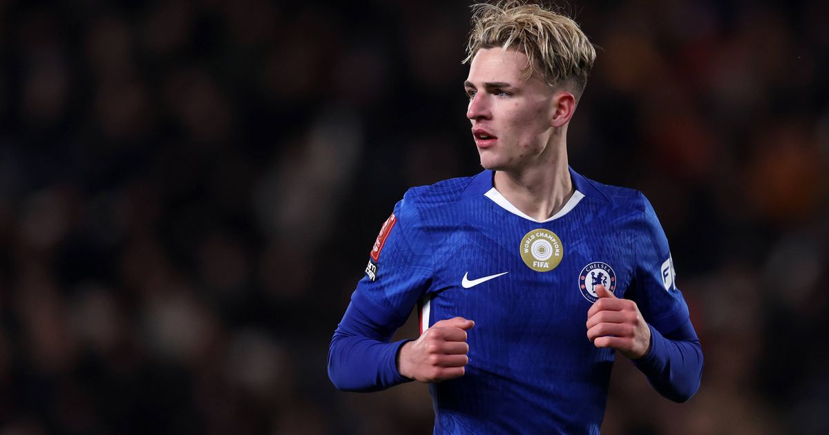 Who is Jesse Derry? Chelsea hand rising star Premier League debut in ...