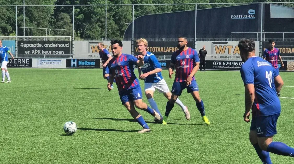 FC Right-Oh verliest met 3-1 van SC Emma