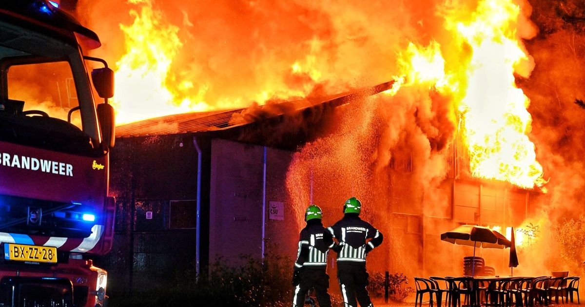 Brandweer Rijen ingezet bij grote brand Beekse Bergen