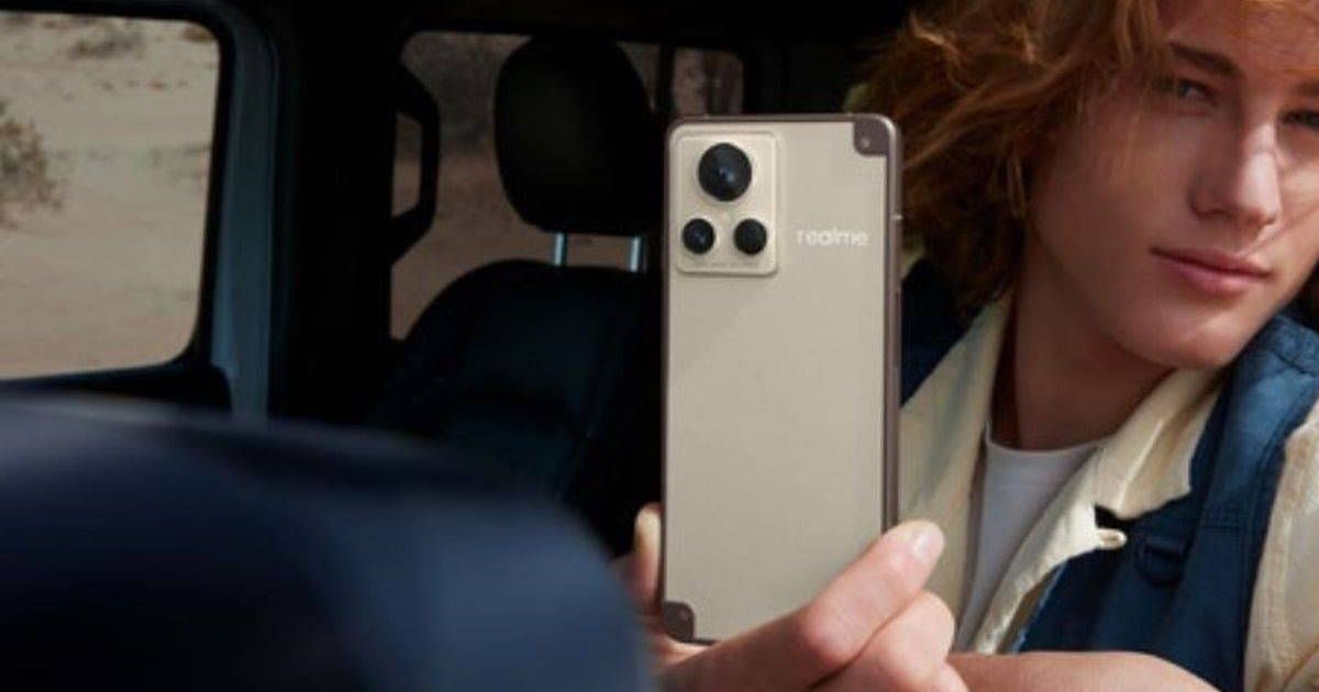 Top 5 mobile phones with stunning colour schemes