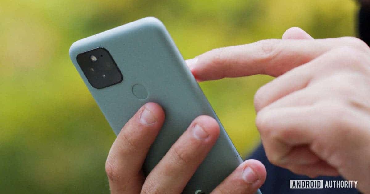 Google responds to the Pixel 5 screen gap: has no effect on water ...
