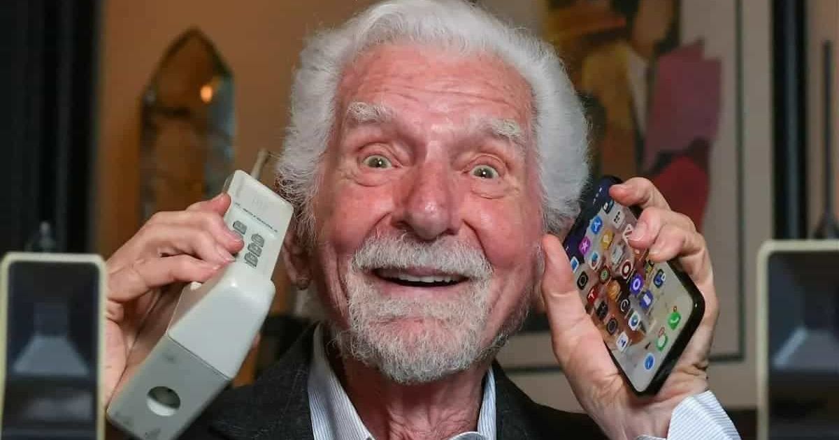 The inventor of the mobile phone buys a new iPhone every year
