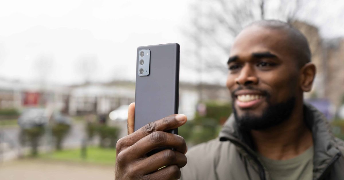 Huawei and Vivo surpass Apple in China's smartphone market in 2024