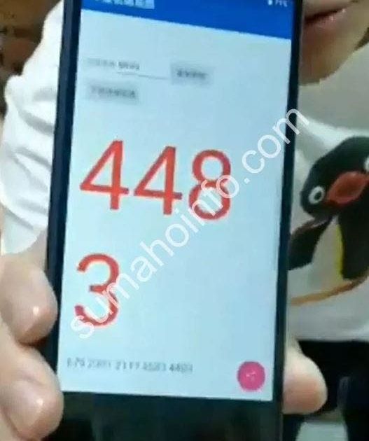 Press renders of the alleged Xperia XA3 show Sony's bezel-less display