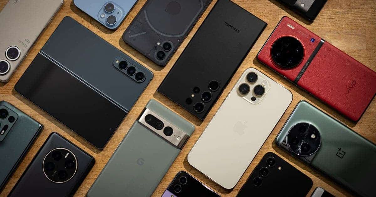 The Battle of Smartphones: Flagship vs Mid-Range in 2024