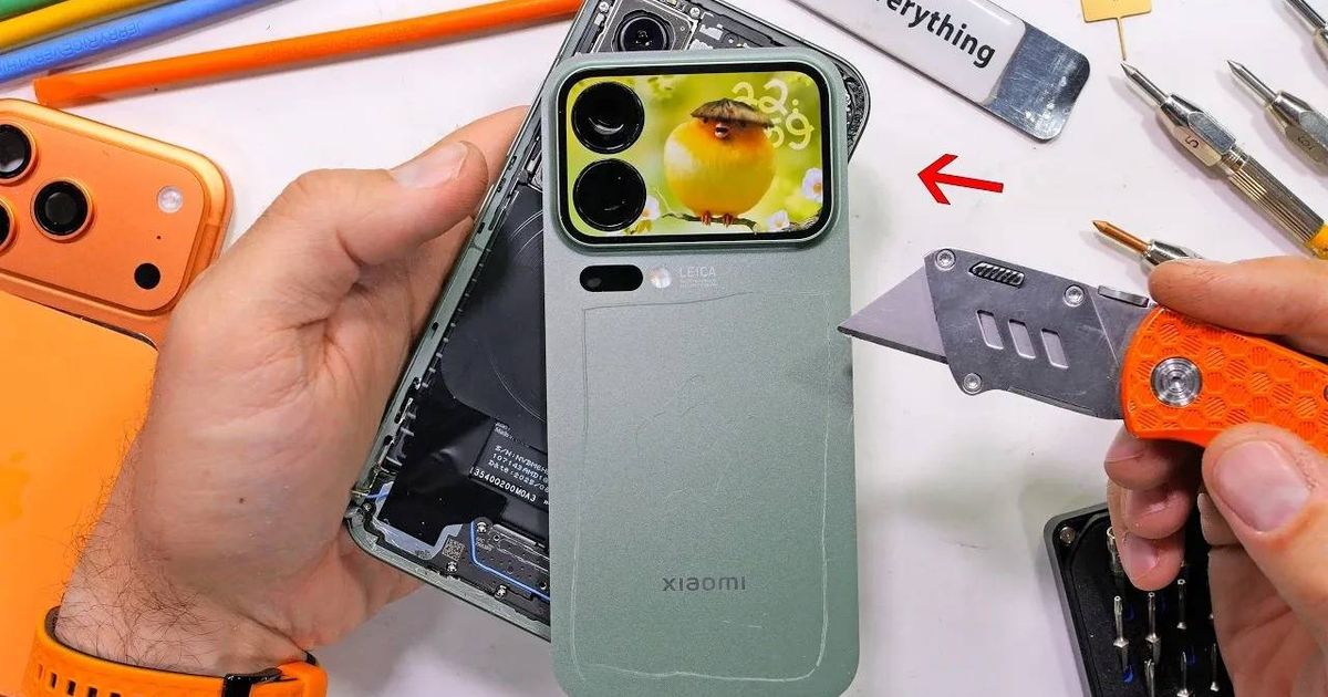 Xiaomi 17 Pro Survives JerryRigEverything Scratch and Bend Test