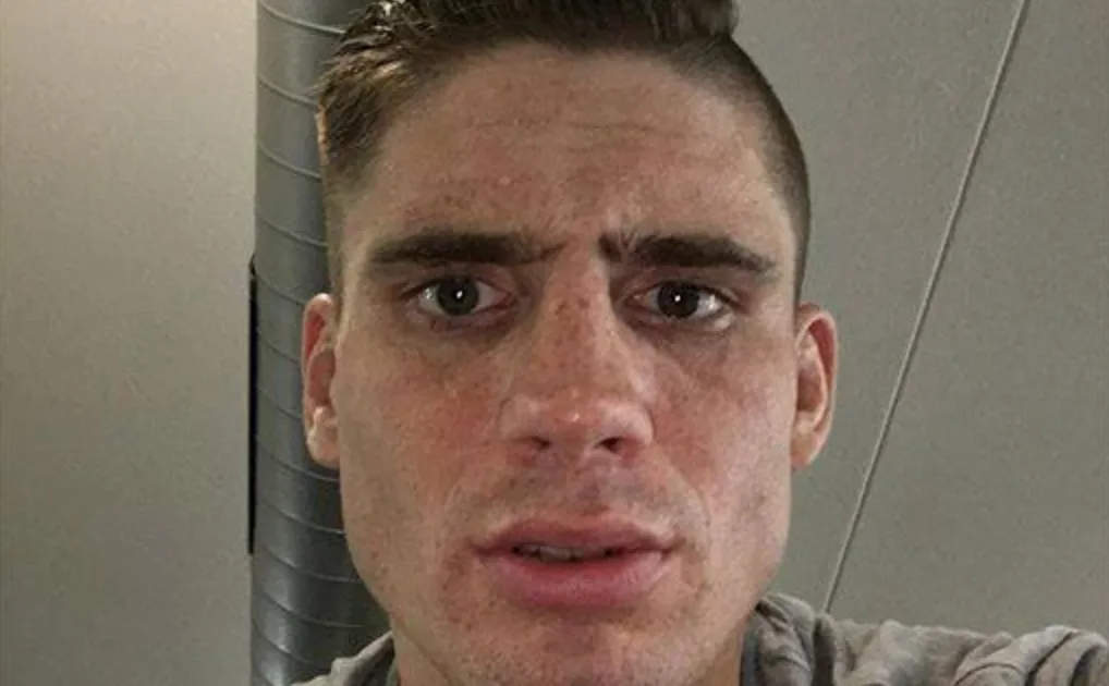 Influencer Alex Soze reageert woedend op uitspraken Rico Verhoeven