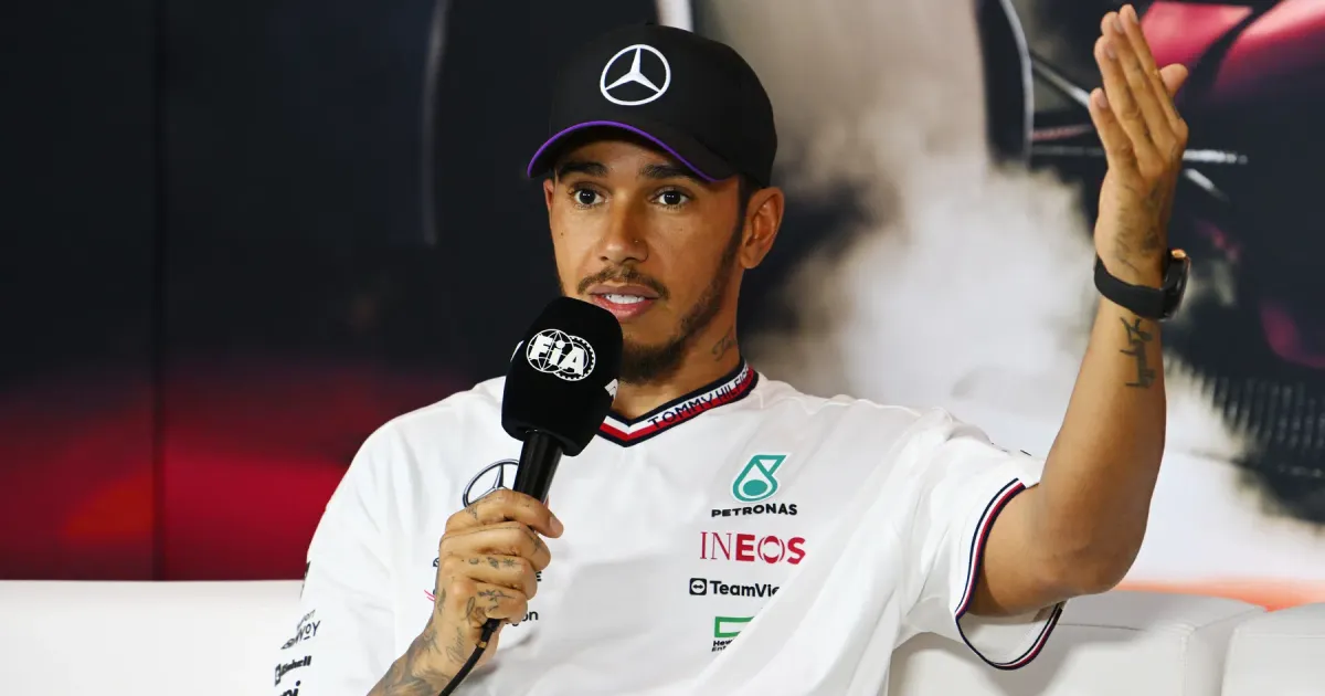 Hamilton shrugs off Q1 knockout in China: "Sh*t happens"