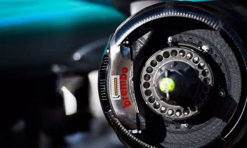 Watch: Bugatti test the world's first 3D printed brake caliper