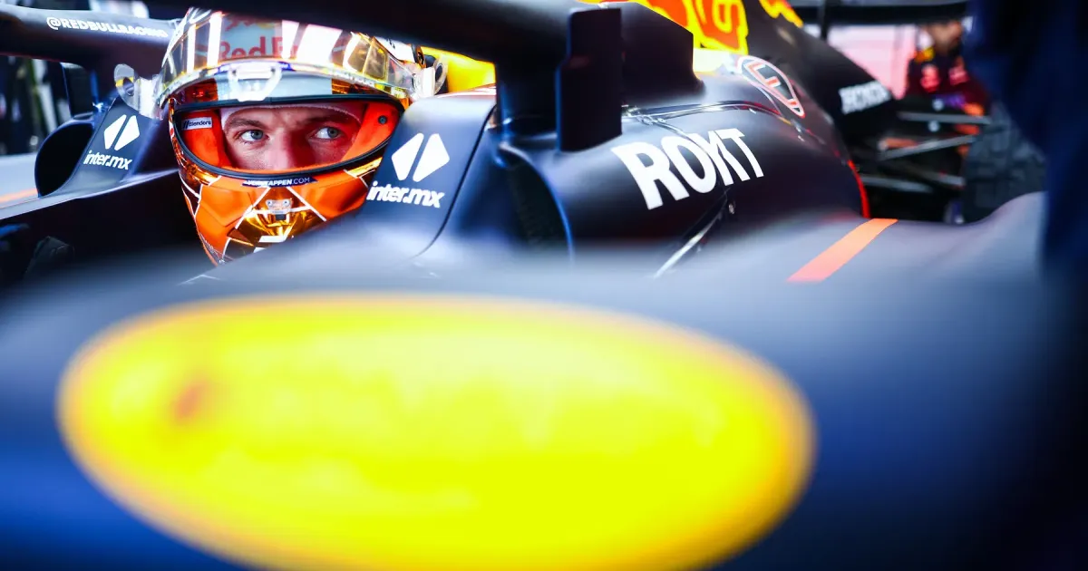 Volledige uitslag VT2 Nederland | Russell de snelste, Verstappen P5