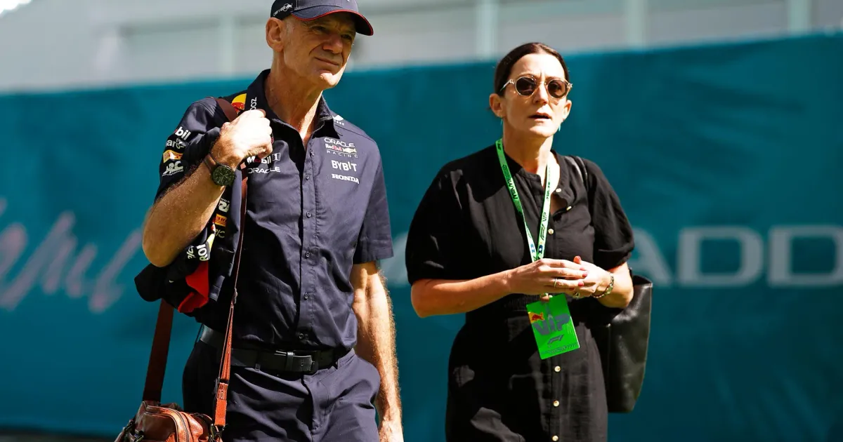 Williams bevestigt dat er gesprekken zijn met Adrian Newey