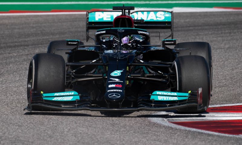 Mercedes engineer says F1 teams can show more data to fans