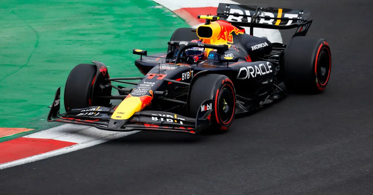 Perez makes another blunder in Mexico and gets a five second penalty