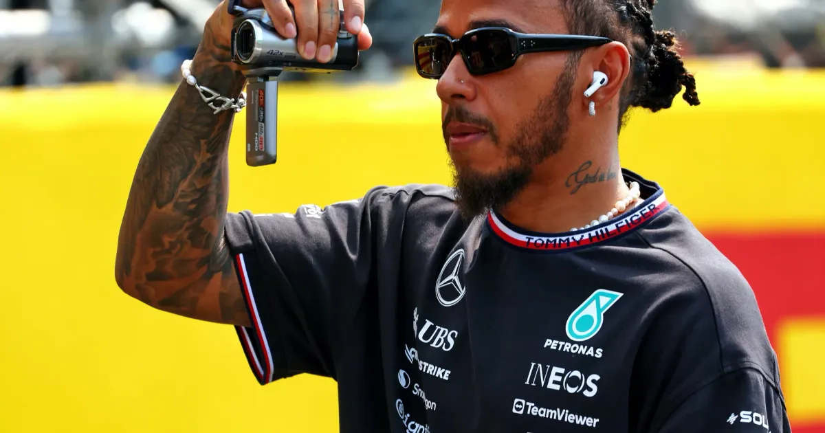 Hamilton says heartfelt goodbye as Ferrari switch gets closer