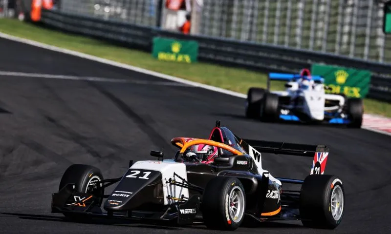 Collaboration between F3 and W-Series? Women must get into the racing ...