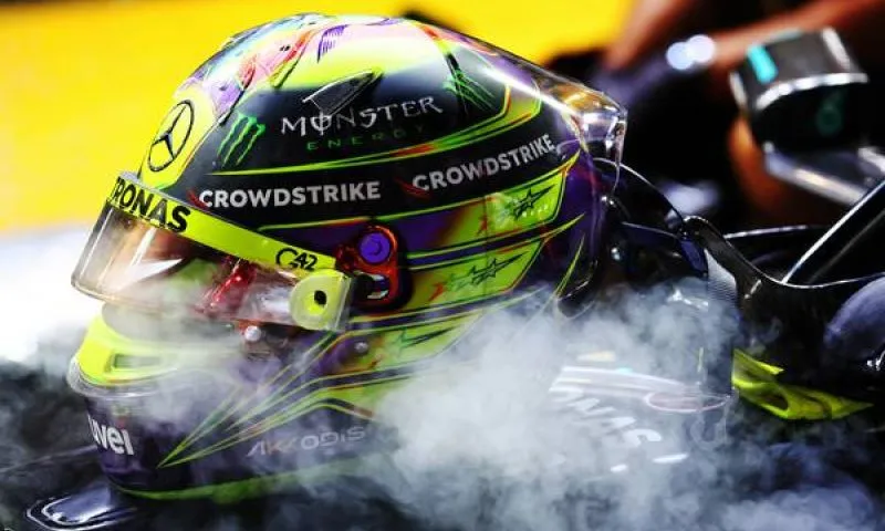 Mercedes: 'That's why it looked like Hamilton had to celebrate alone'