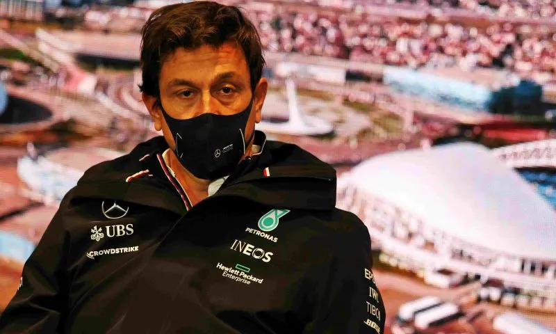 Team boss at Mercedes: 'Second place Hamilton better than expected'