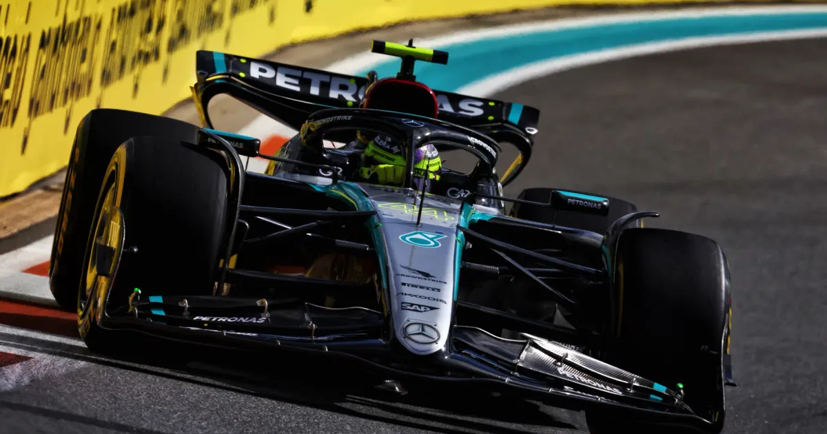 Hamilton frustrated with Mercedes: 'Can't do what others can do'