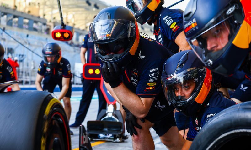 Red Bull mechanic on team spirit: 'You don't notice the hierarchy here'