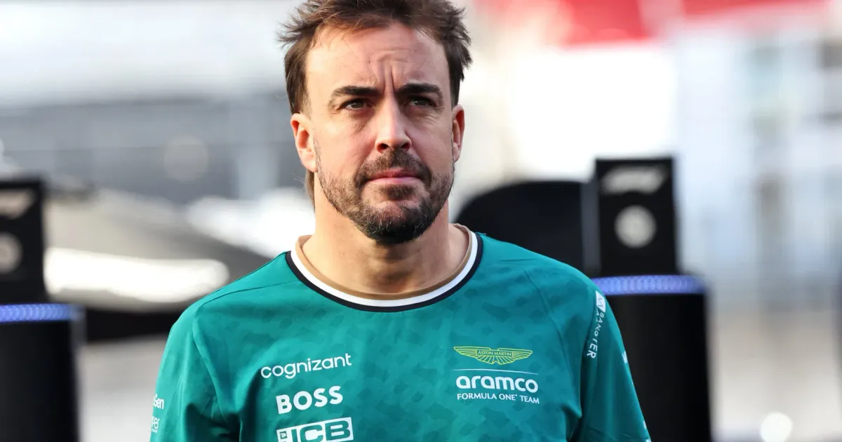 Alonso lashes out at Lawson: 'His career is at stake'