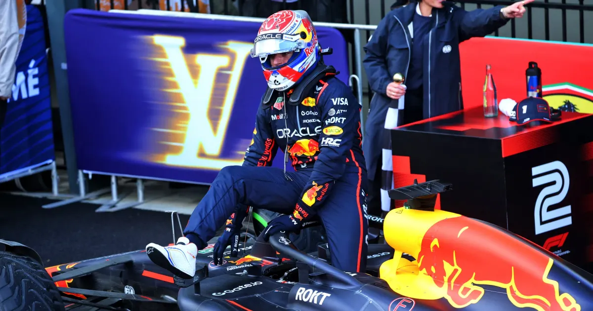 Verstappen gets compliments on racing style after second place in Australia
