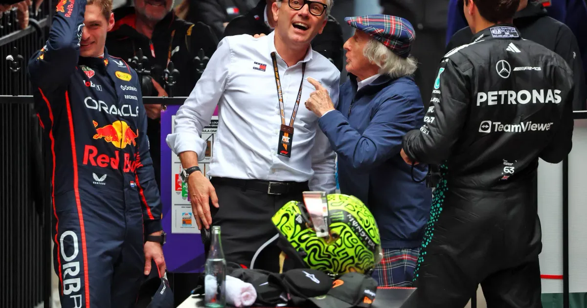 Verstappen scherzt über Beziehung zu Russell: "Schockierend schlecht!