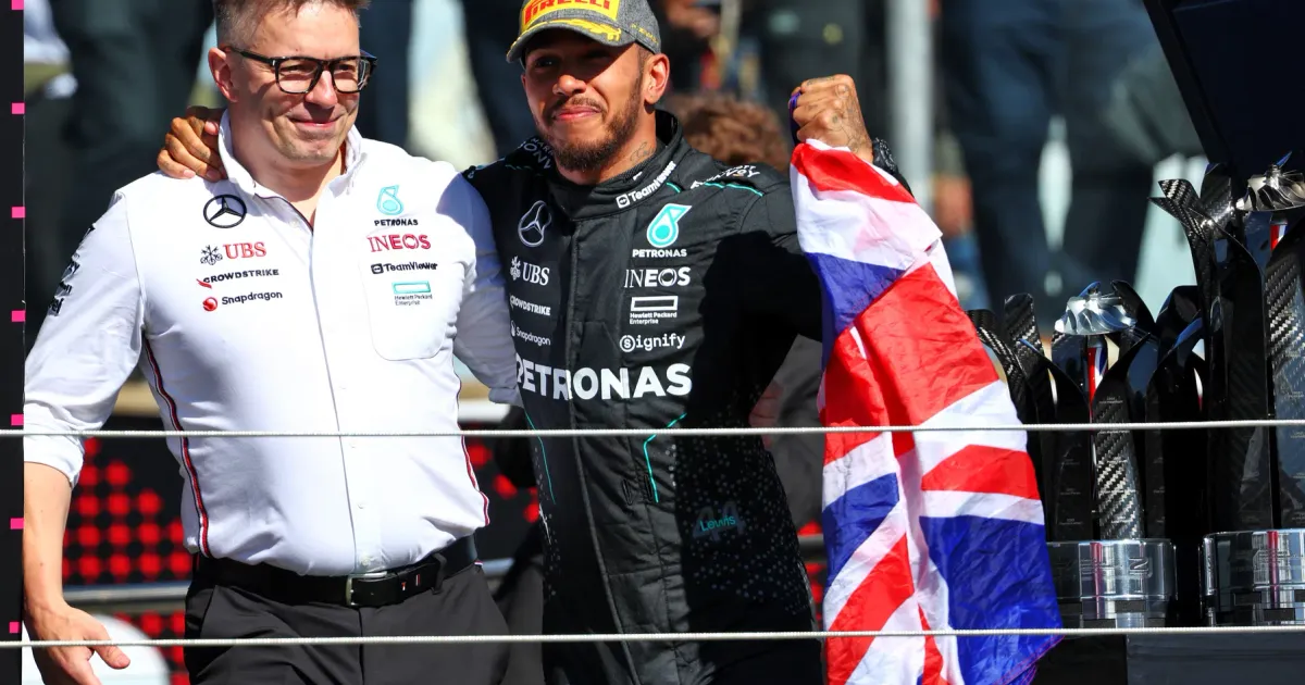 'Bono' to stay at Mercedes: This is Hamilton's response