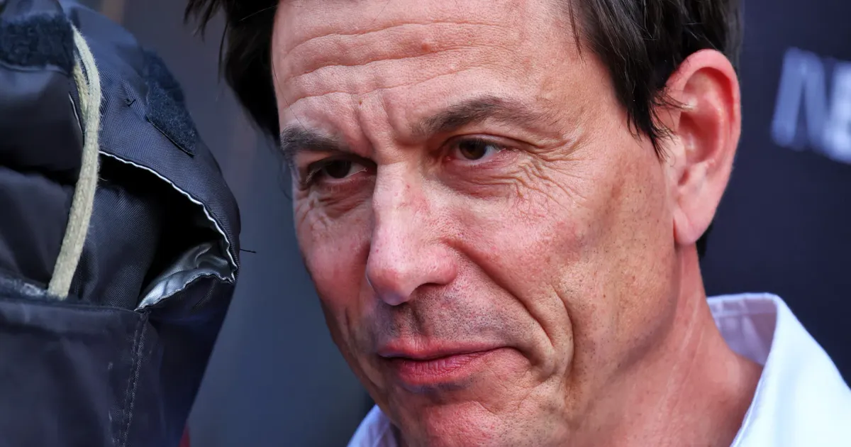 Wolff zag zijn droom in duigen vallen door fouten van Russell