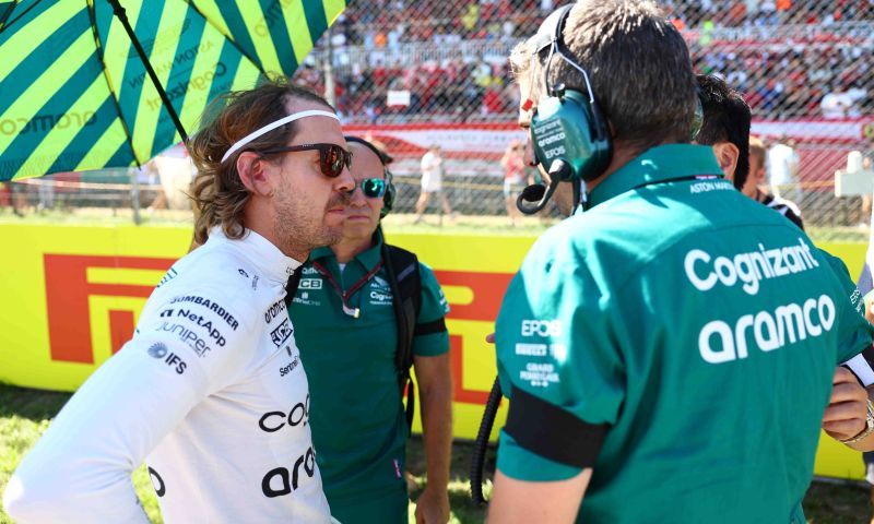 Nothing changes for Vettel after retirement announcement: 'He is a machine'