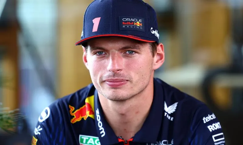 Verstappen onthult nieuwe helm voor Grand Prix van Italië op Monza