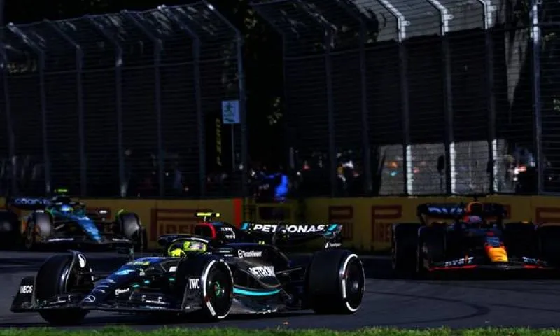 Hamilton holt in Melbourne sein erstes Podium im Jahr 2023