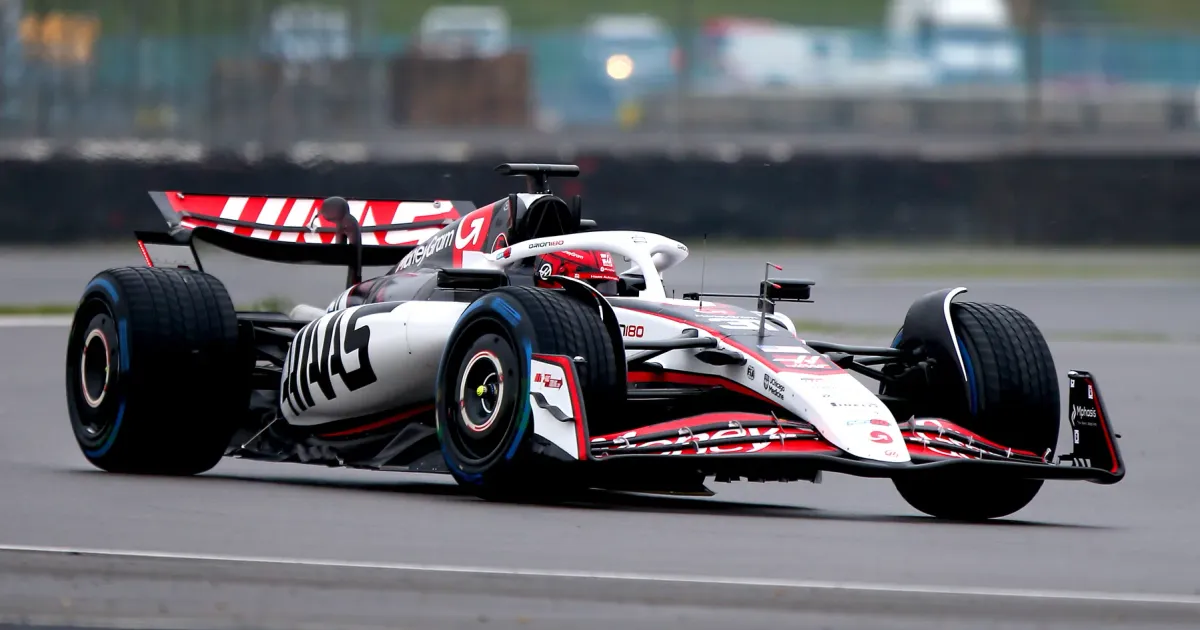 Officieel: Dit is de VF-25 van Haas met Ocon en Bearman in 2025