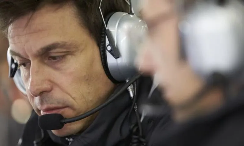 Toto Wolff: "Ik ga Niki Lauda ontzettend missen"