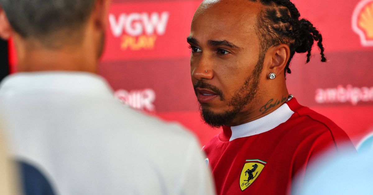 Ecclestone velt vernietigend oordeel over Hamilton: ‘Alles zat hem mee’