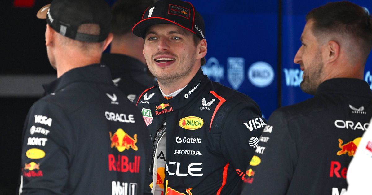 Max Verstappen houdt de kaarten tegen de borst na wisselvallige vrijdag